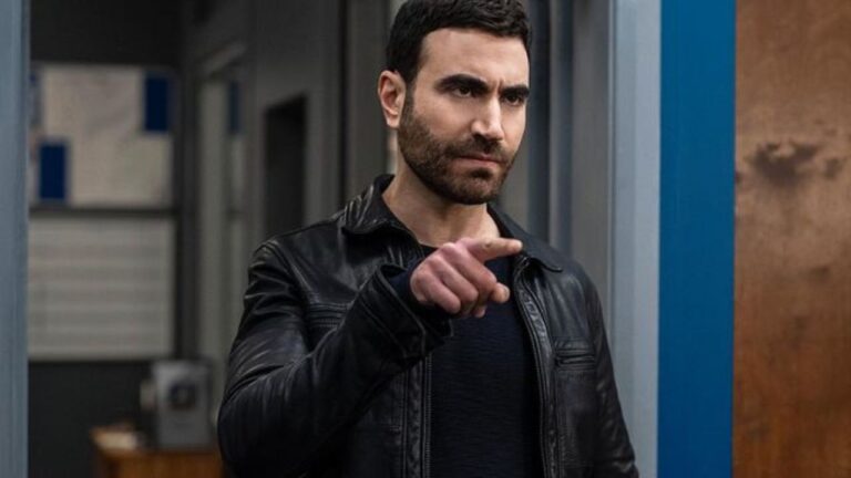 Who Is Brett Goldstein's Wife? Does He Have a Partner? - The Little Facts