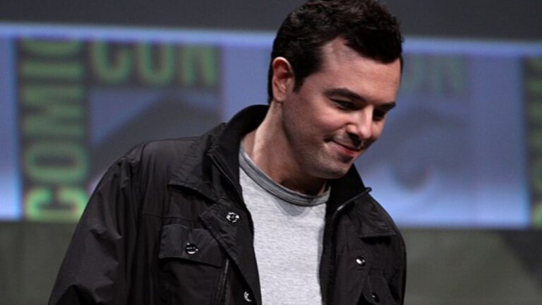 Who is Seth MacFarlane's Wife? Is he Married? - The Little Facts