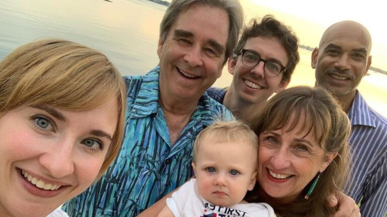 Are Beau Bridges Children Adopted? - The Little Facts